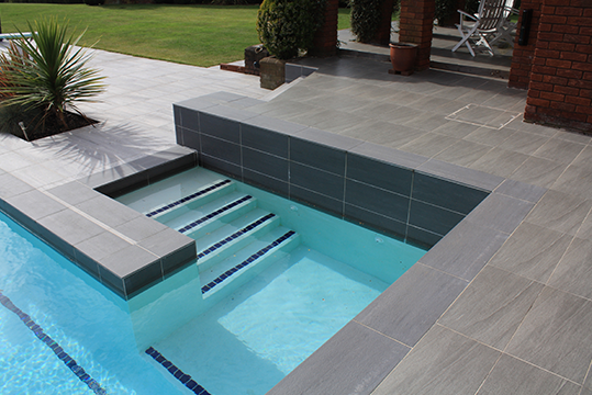 Shocking Your Pool: The Safe and Effective Way – Deep End Pools