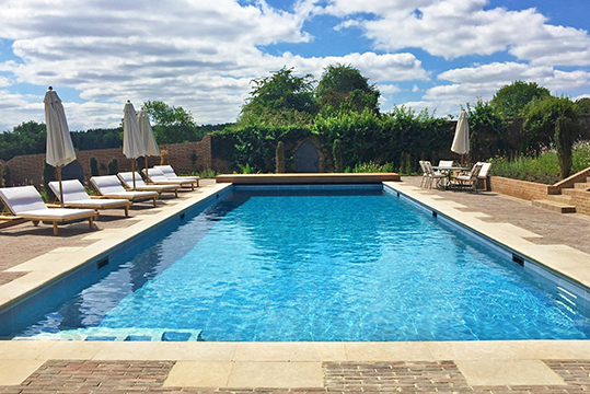 The Ultimate Checklist for Swimming Pool Maintenance – Deep End Pools