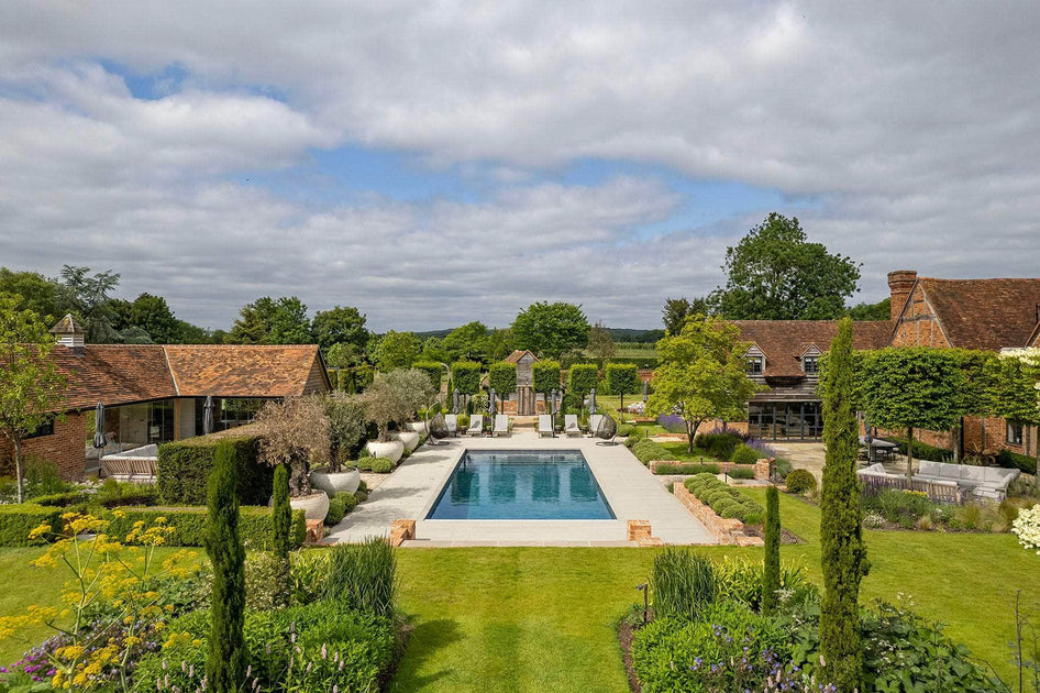 Radiant Reading Swimming Pool – Deep End Pools