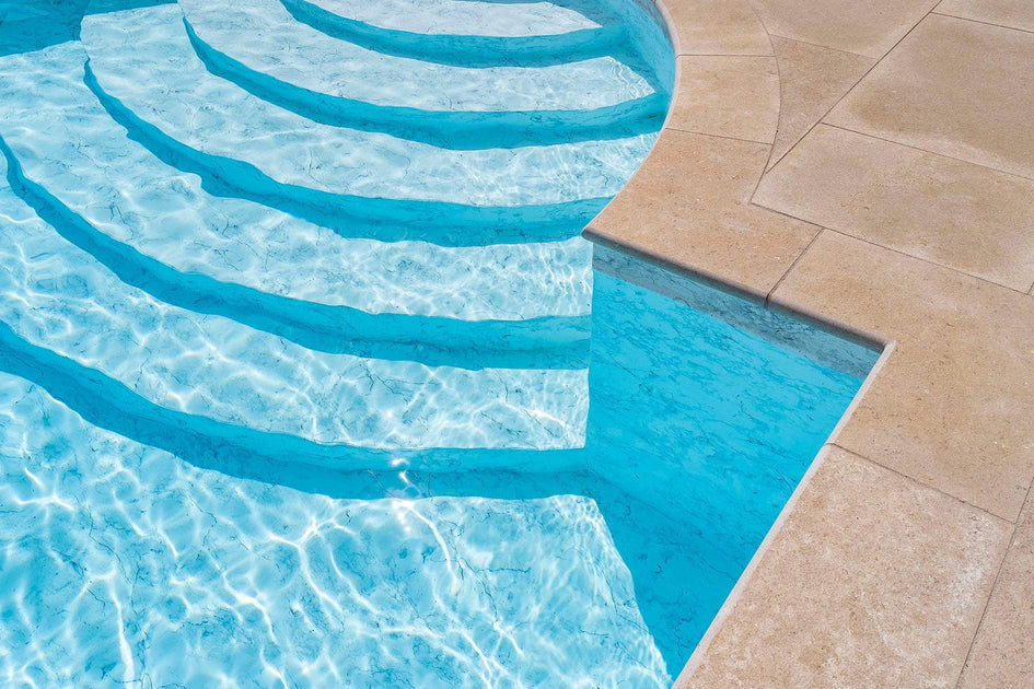 Beautiful Burnham Swimming Pool – Deep End Pools